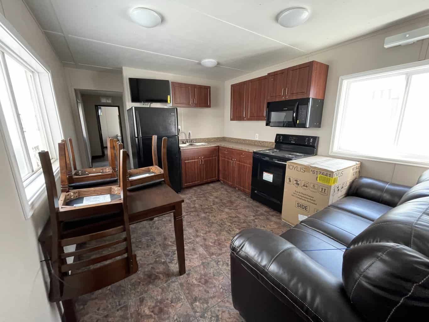 Alta-Fab Skid Mounted Six Man Sleeper Living Quarters - HENDERSON Rigs ...