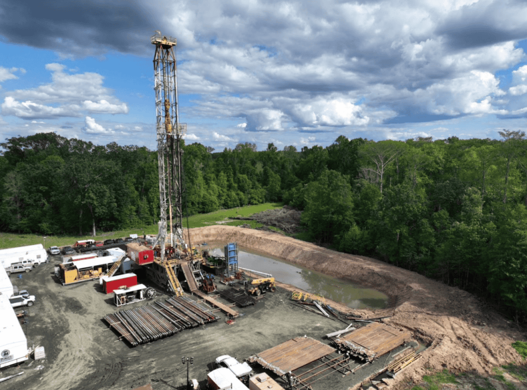 1000HP DC Electric Drilling Rig - HENDERSON Rigs & Equipment